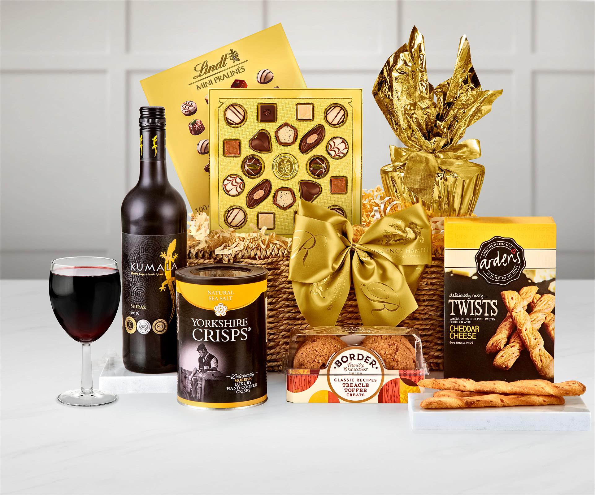 Kendal Hamper With Red Wine - Regency Hampers