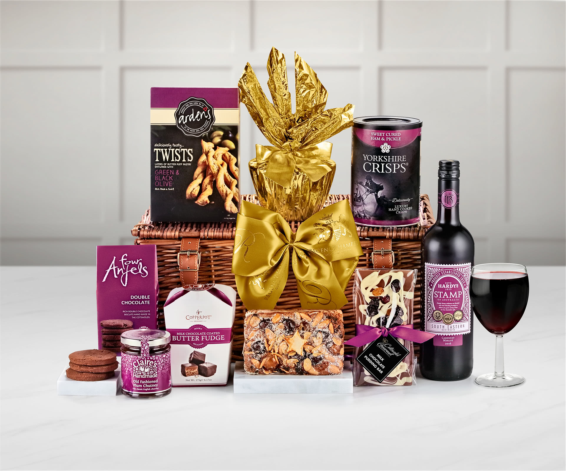 Chalford Hamper With Red Wine - Regency Hampers