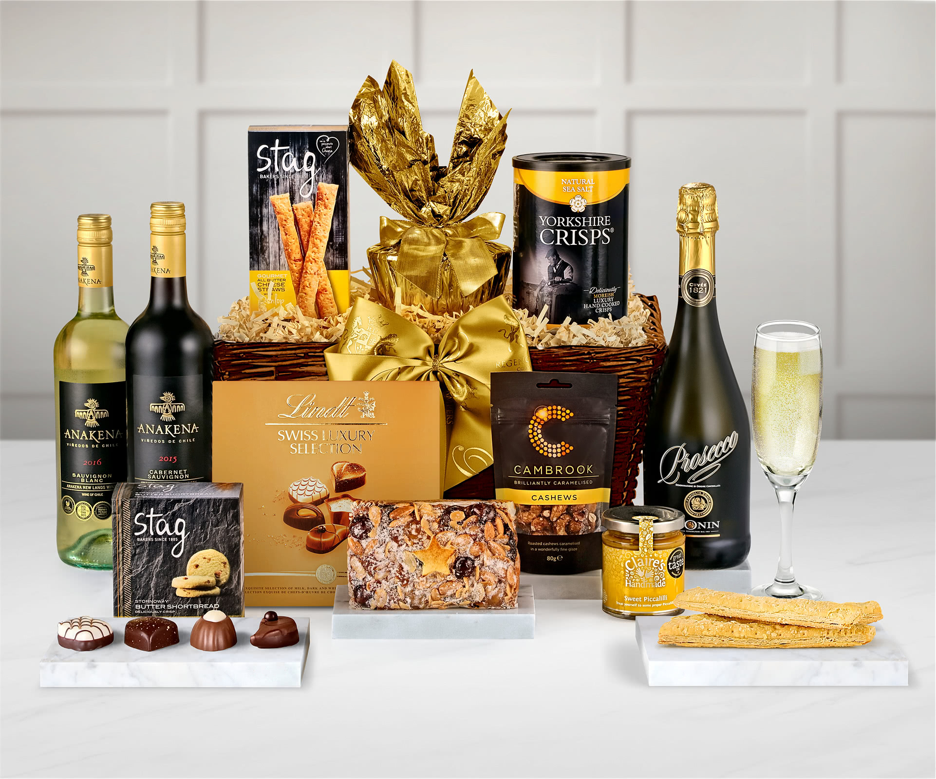 Ascot Hamper With Prosecco - Regency Hampers