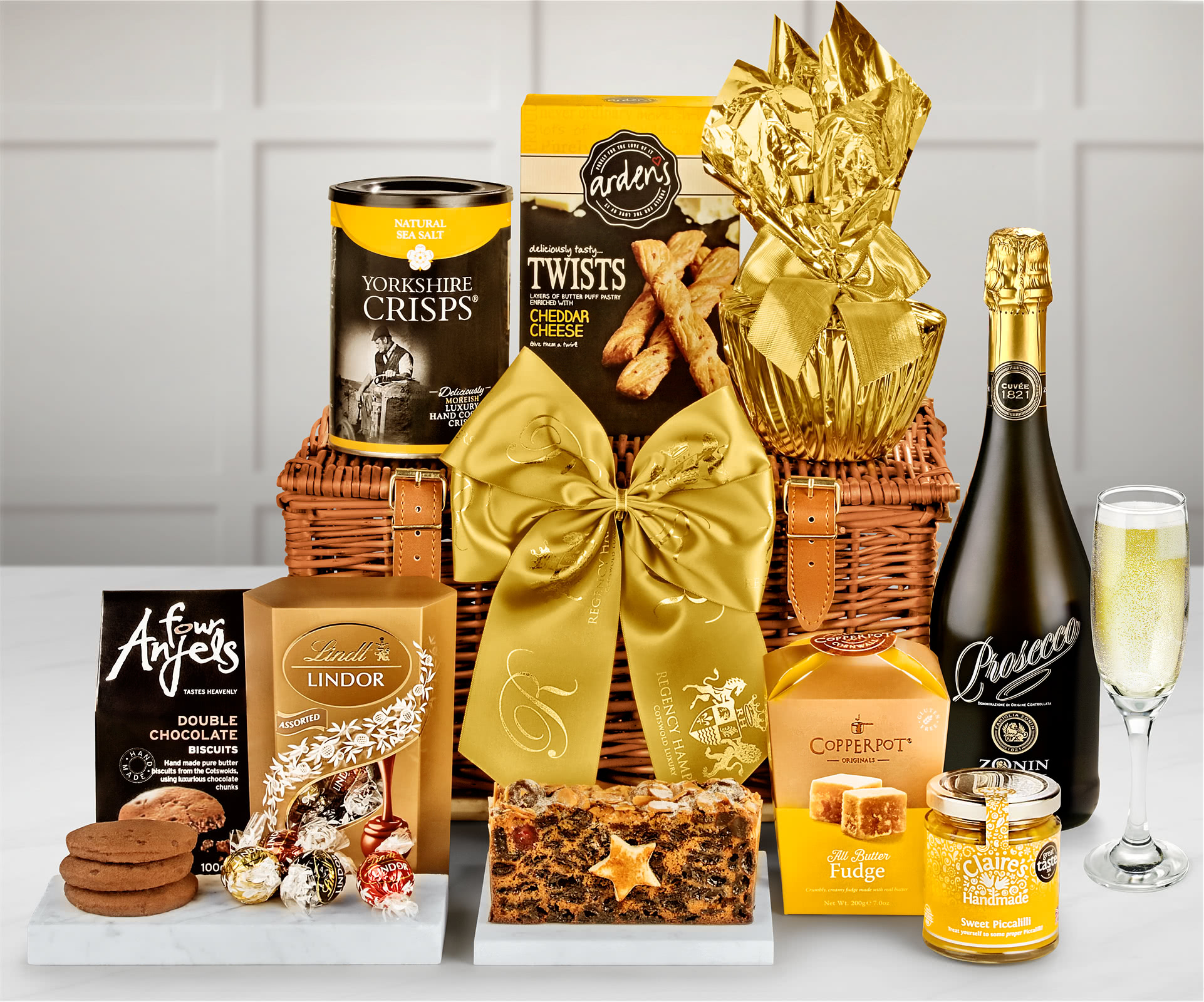 Highbury Hamper With Prosecco - Regency Hampers