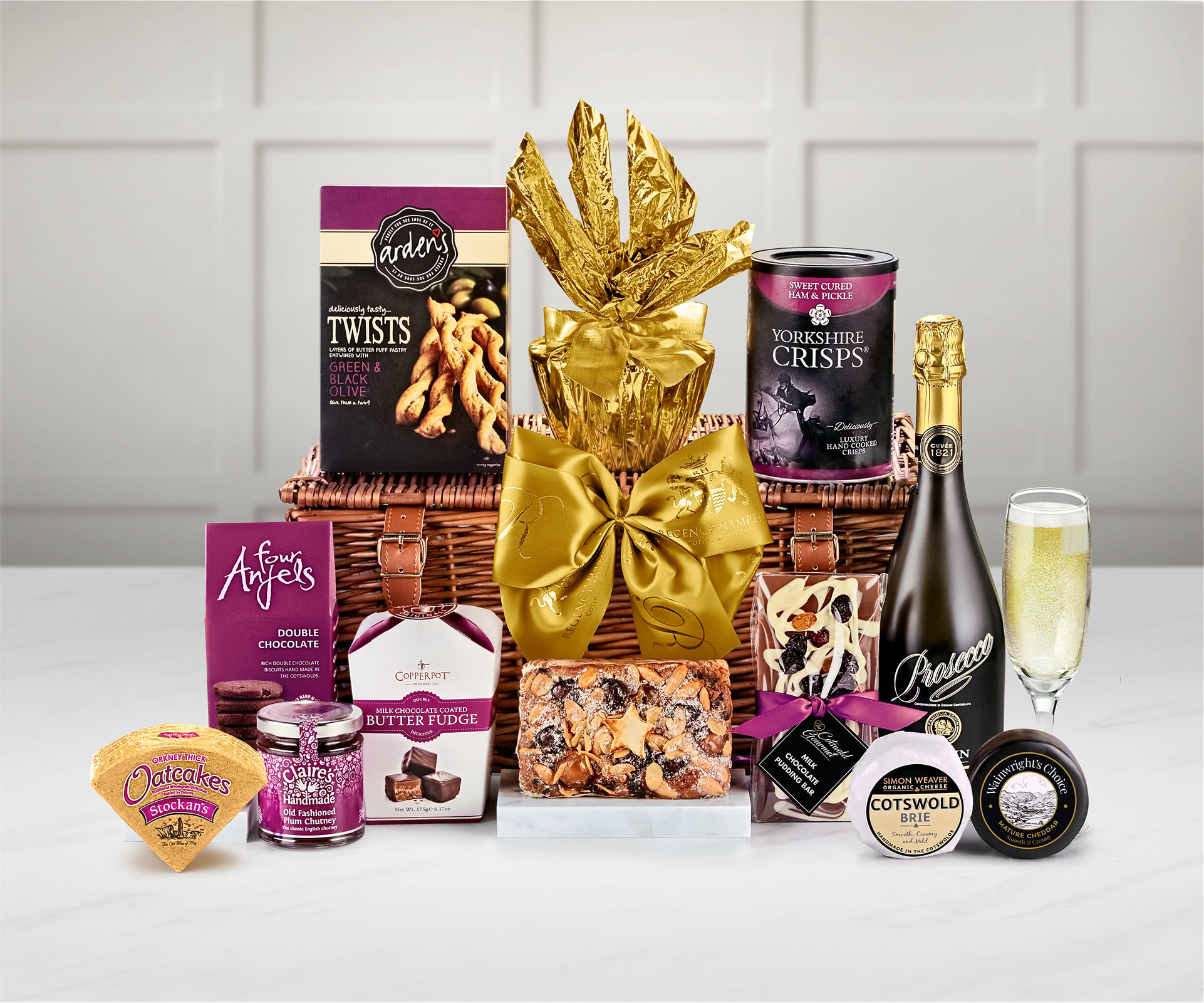 Cambridge Hamper With Prosecco - Regency Hampers