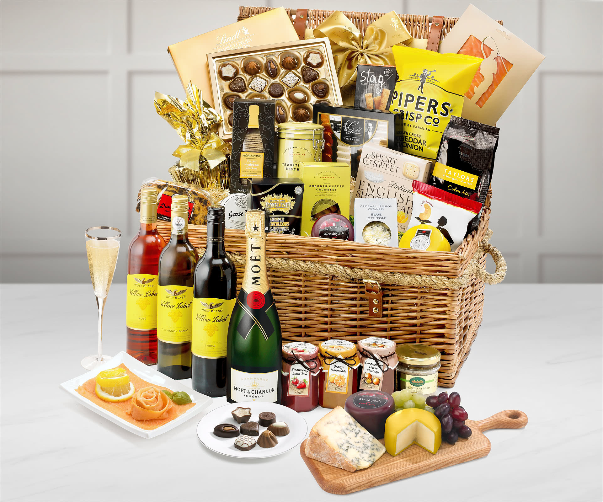 Champagne Gift Hampers Uk at Jett Embling blog